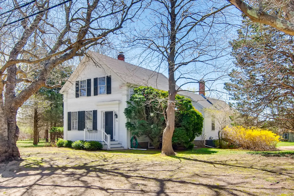 1. MVOL (2) - Martha's Vineyard Online