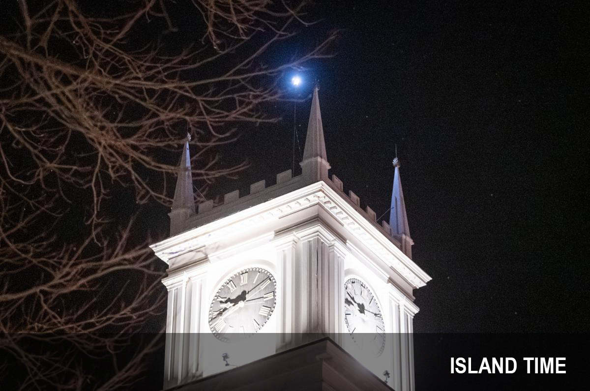 Happy New Year - Martha's Vineyard Online